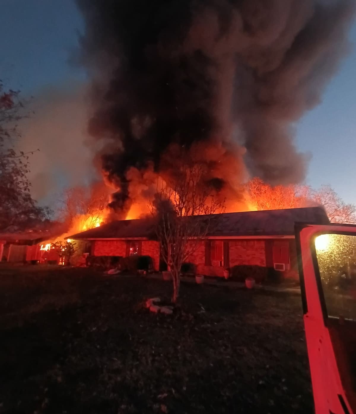 *FamilyHomeLostInFire - Fundraiser by Zoey Spell on *spotfund